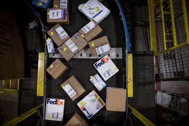 One Person Injured After An Austin-Bound Package Explodes In A FedEx ...