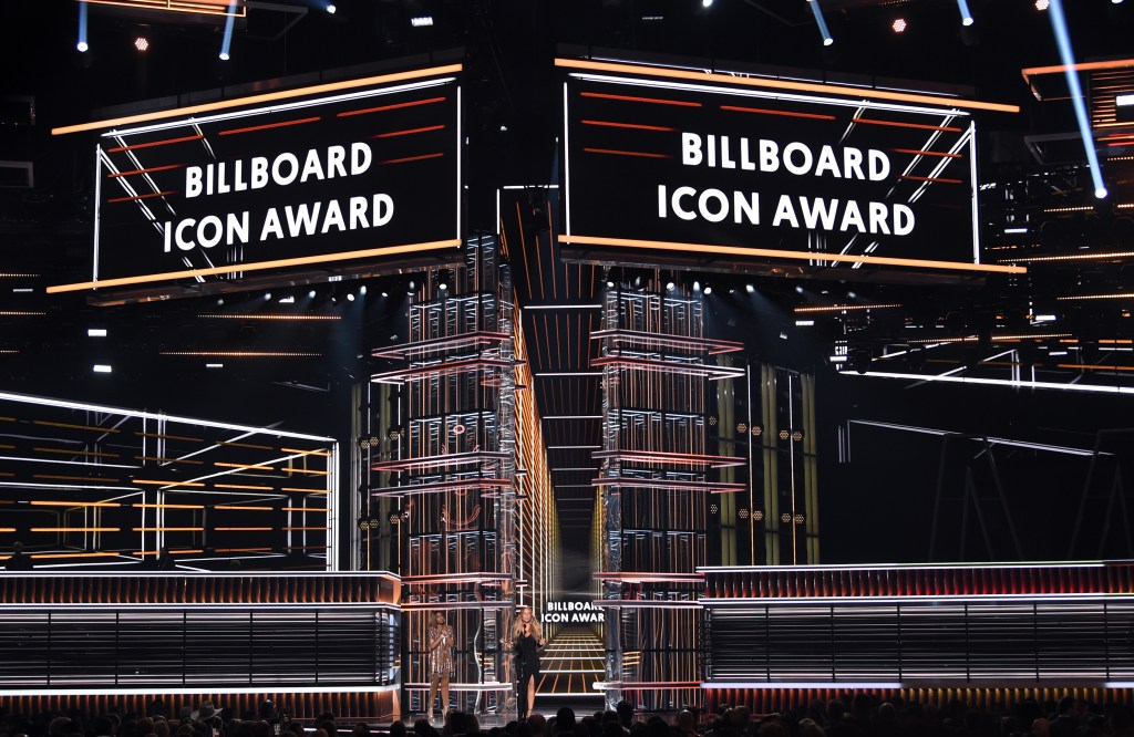 Billboard Officially Reveals New Rules For All Merchandise/Album Bundles