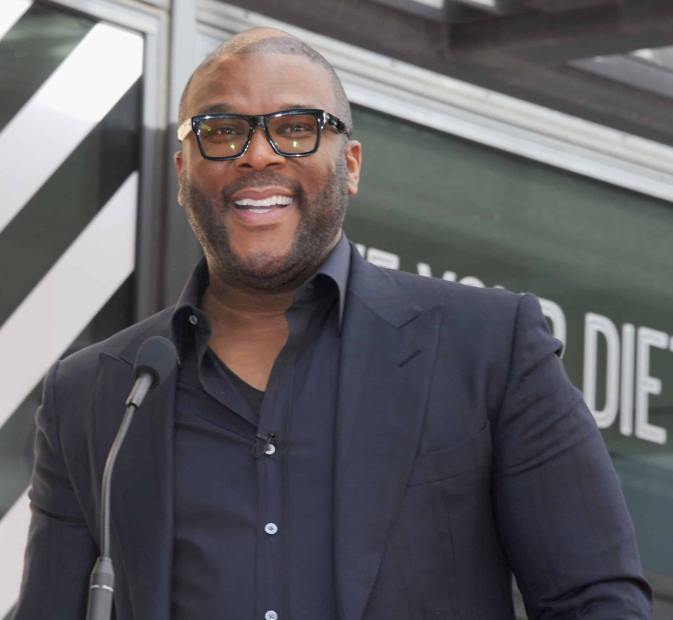 Tyler Perry To Be Honored With The Governors Award At The Primetime ...
