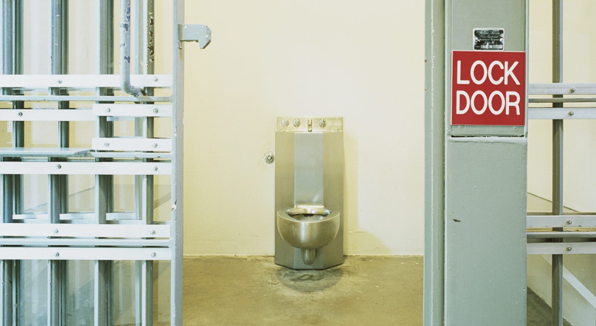 Former Inmate Recalls Lying In Toilet Water To Escape Heat