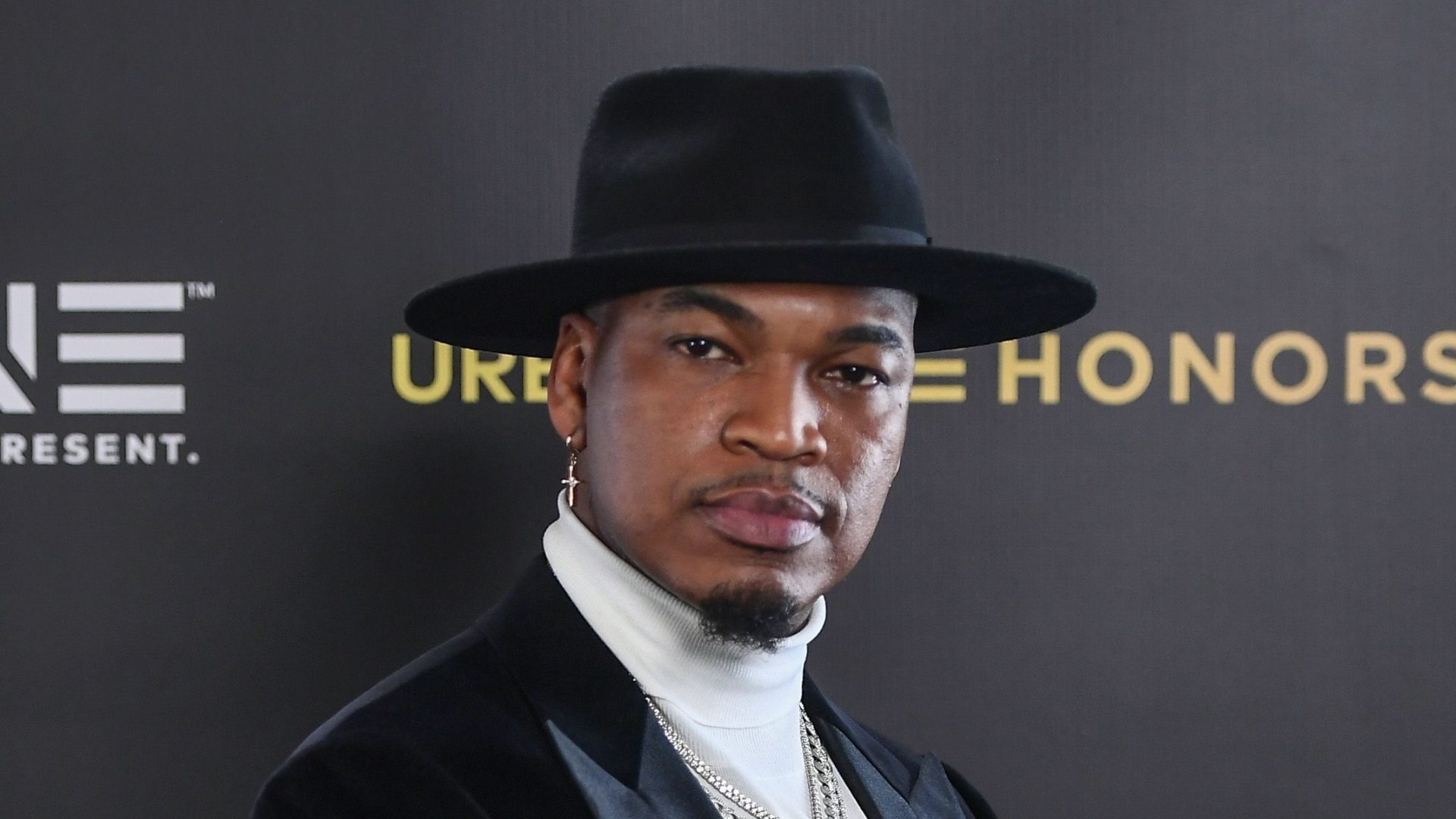 Ne-Yo Shares If He Recommends "Dating Multiple Women" (Video)