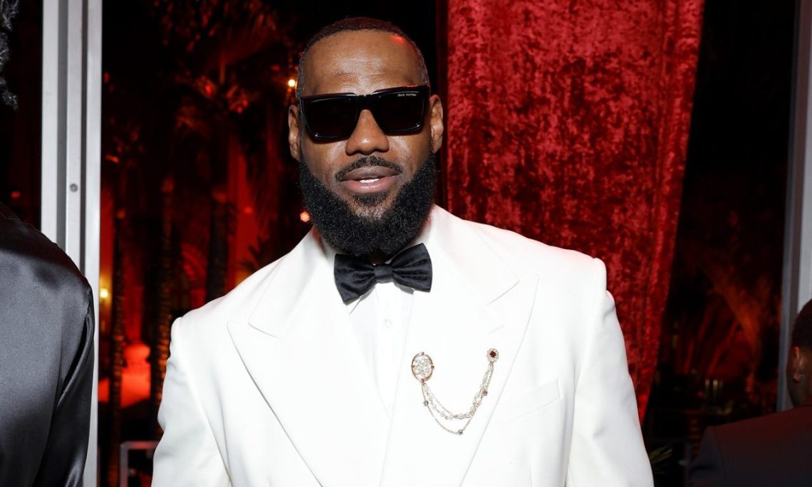 Lebron James dancing Archives - The Shade Room