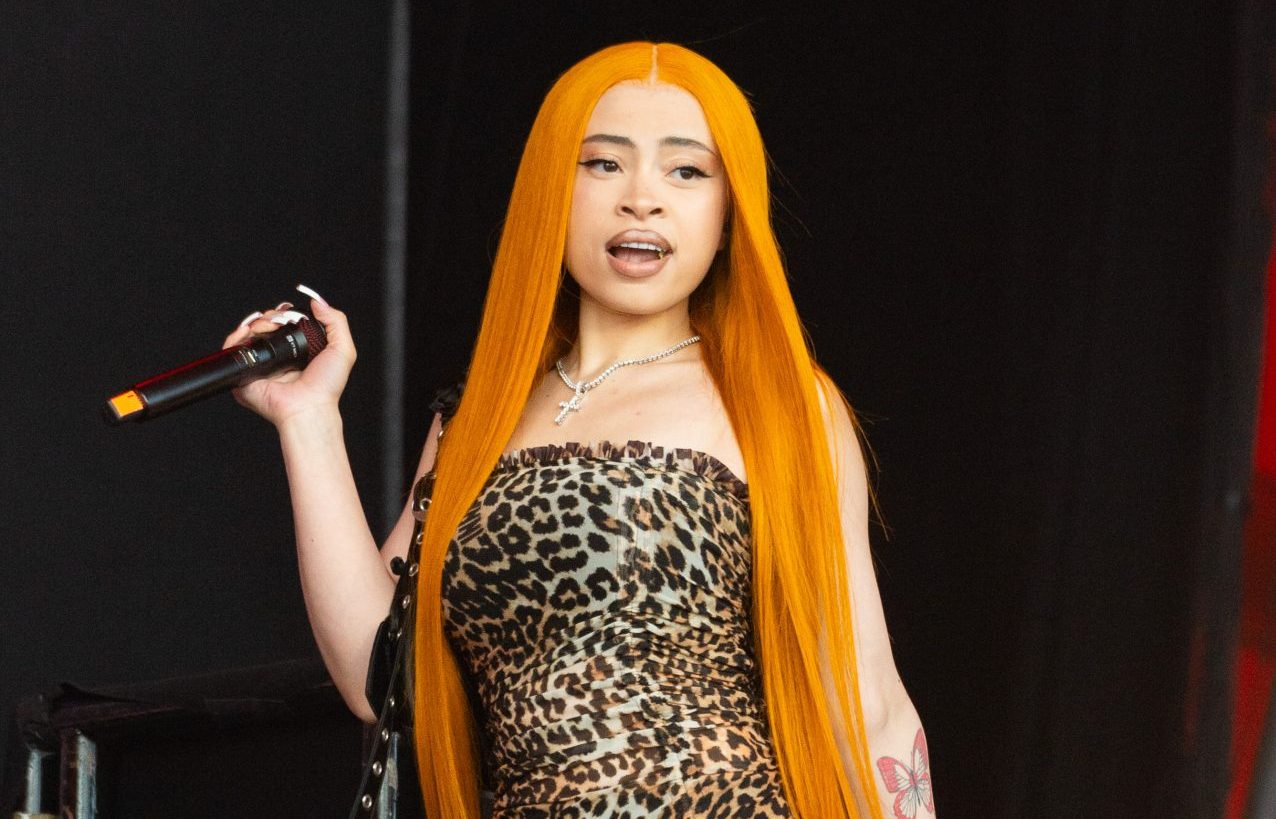Ice Spice: Social Reacts To Twerking At Open'er Fest (Video)