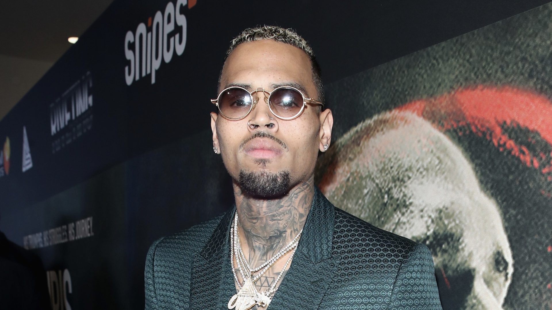 Chris Brown Goes Off On Look-Alike "Impersonating" Him