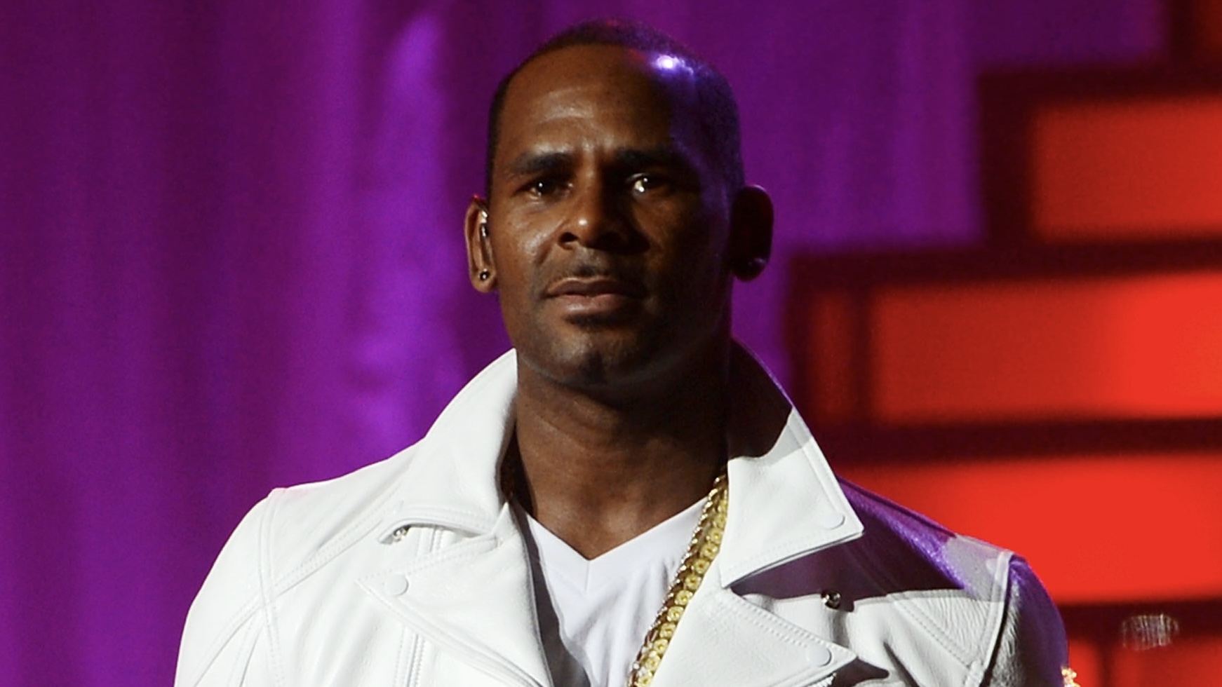R. Kelly Breaks Down Amid Overdose Claims, Alleged Murder Plot