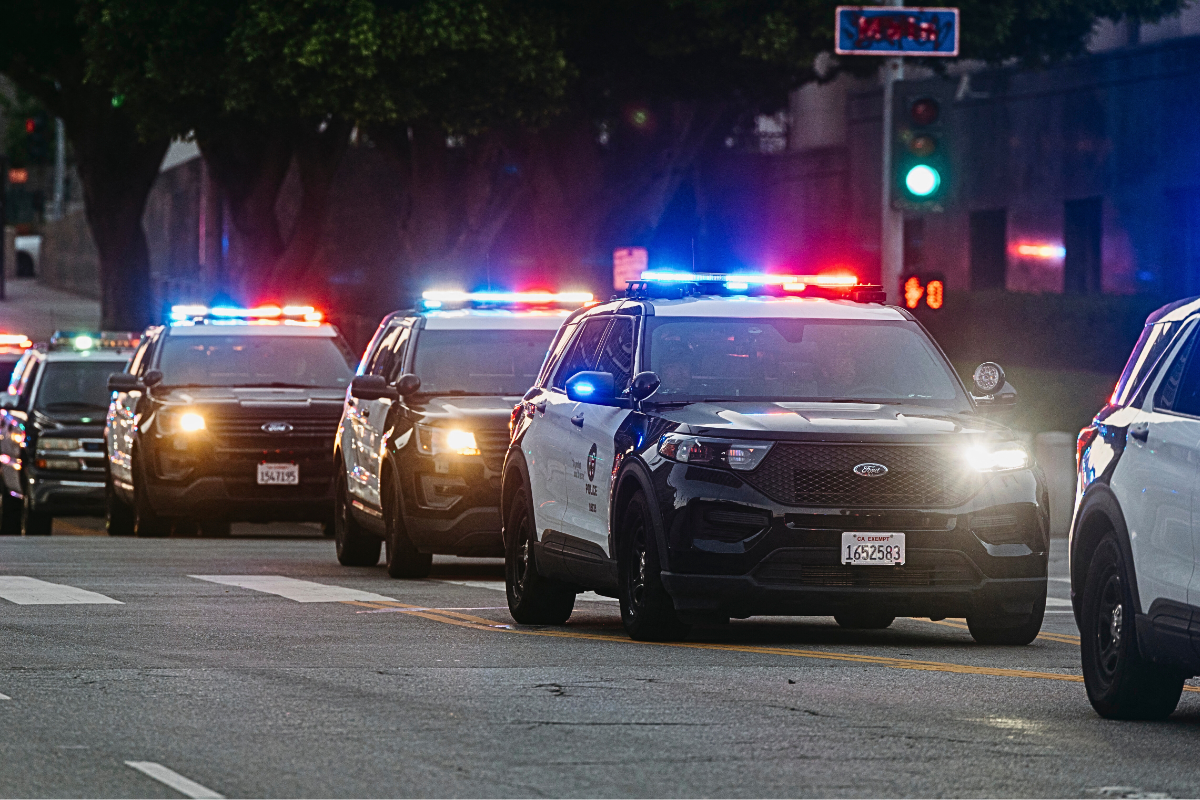 Man Stops for Gas During High-Speed LA Police Chase (Video)