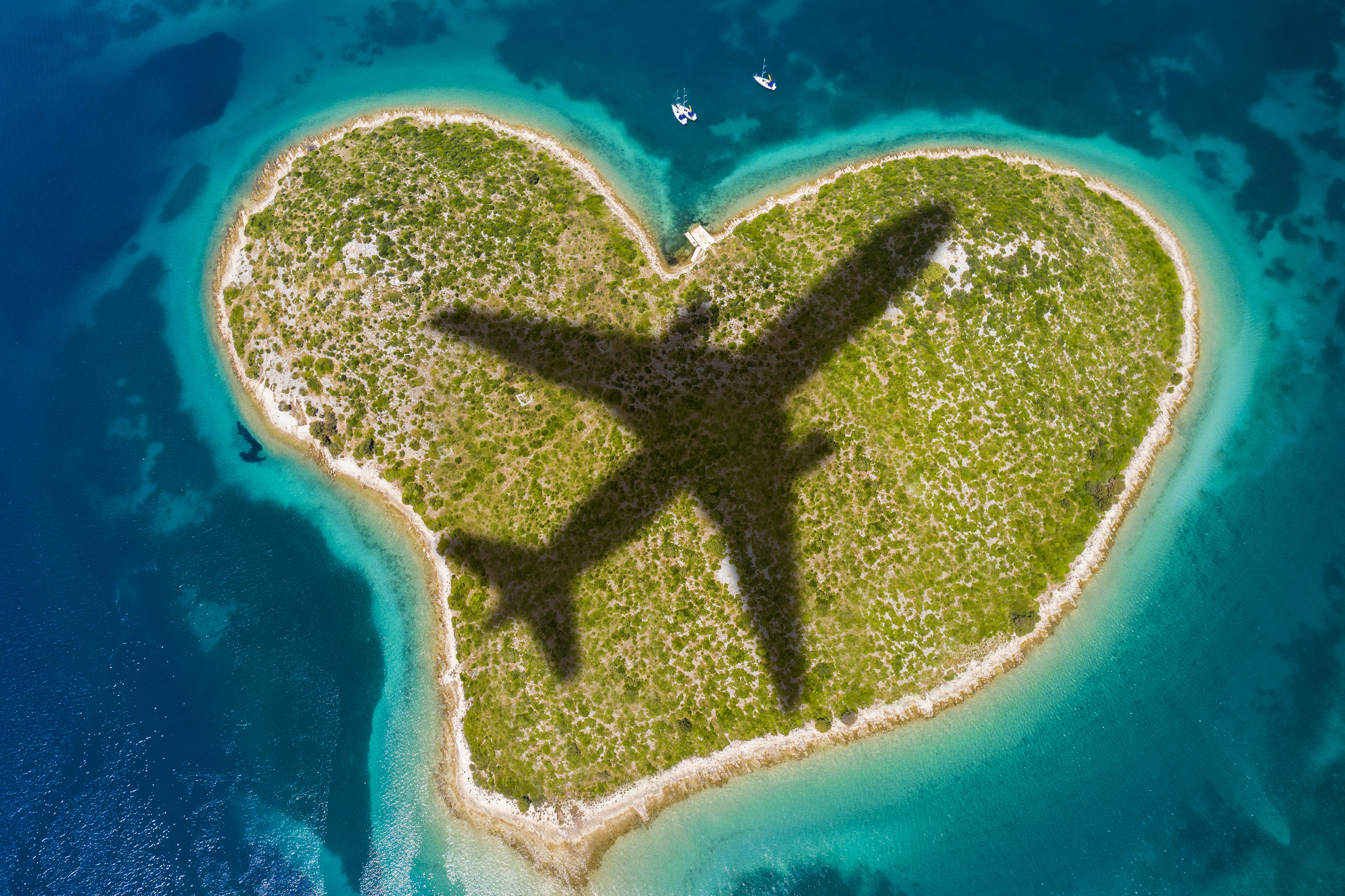 Here’s The First Look At The ‘Love Island USA’ Season 8 Cast
